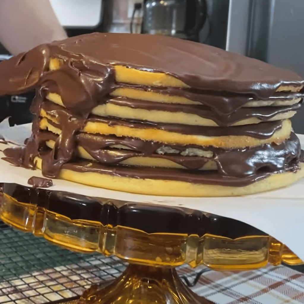 Smith Island Cake Recipe (Multi-Layered Perfection)